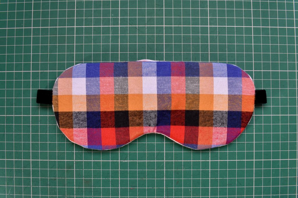 Quick and Easy Sleep Mask Tutorial with Free Pattern - Sew Projects